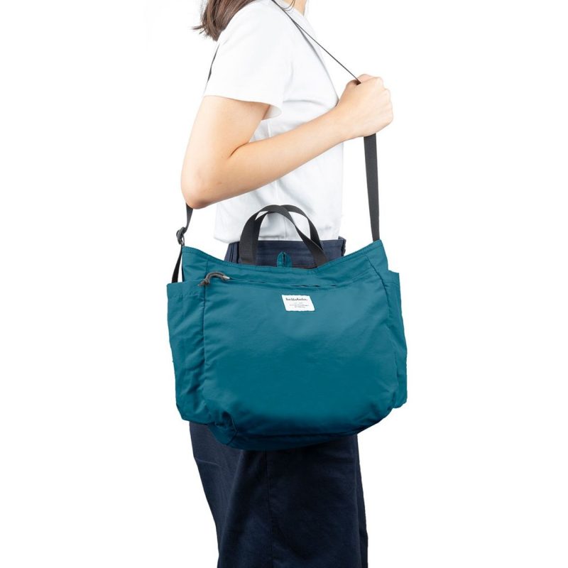 Hellolulu Jolie Double Sided 2 Way Shoulder Bag (Black/Marine Blue ...