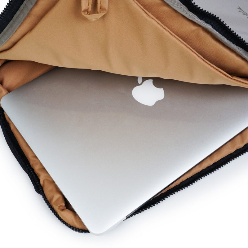 Hellolulu Eilif 3-Way Sleeve Case 16 inch Recycled (Harbor Mist) - Hellolulu Singapore